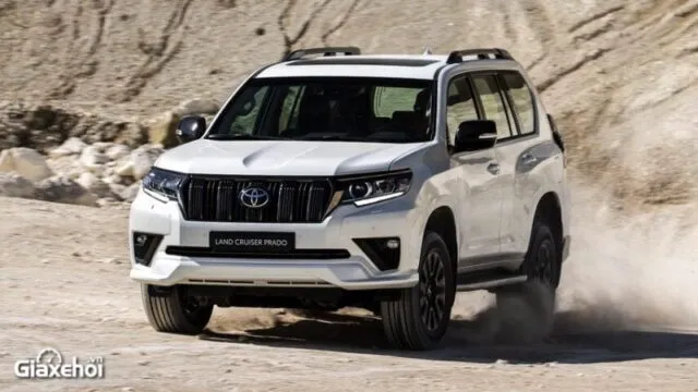 Đánh giá xe Toyota Land Cruiser Prado 2021: Giá bán, Thông số xe ...